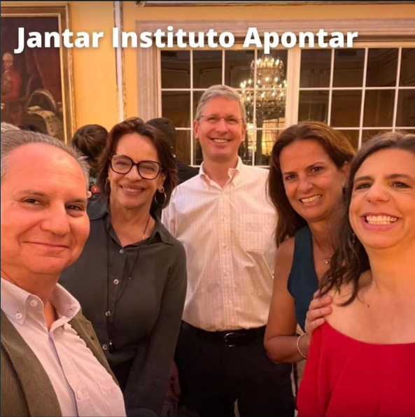 Jantar do Instituto Apontar - Colégio Andrews
